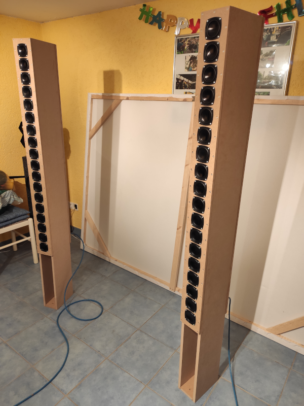 AchWo.de - Line Array